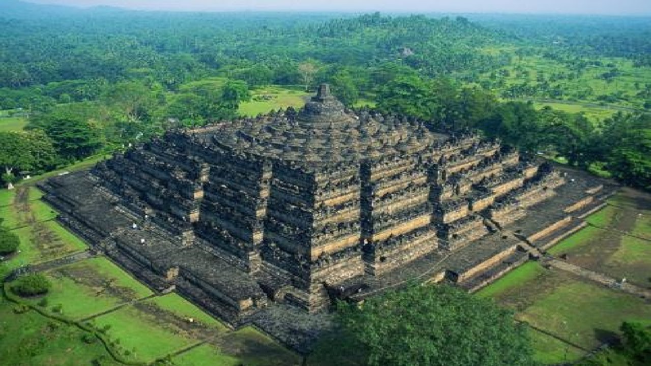 10 Most Famous Megalithic Structures - History To Know